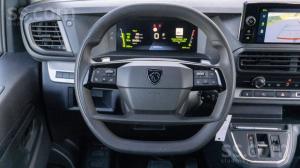 Grey Peugeot Expert 2024 in Riga, with an engine capacity of 2.00 L and mileage of 38 thousand km for 31590 €, photo 15 on AUTOMOTO.COM.LV