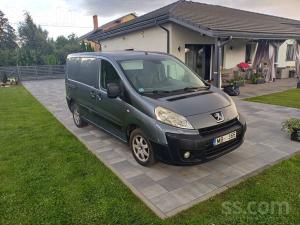 Grey Peugeot Expert 2007 in Bauska, with an engine capacity of 2.00 L and mileage of 380 thousand km for 1950 €, photo 4 on AUTOMOTO.COM.LV