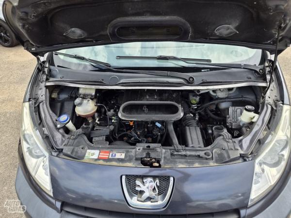 Pelēks Peugeot Expert 2011 Klaipėda, ar dzinēja tilpumu 2.00 L un nobraukumu 287 tūkst. km par 6500 €, foto 10 vietnē AUTOMOTO.COM.LV