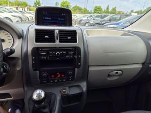 Grey Peugeot Expert 2011 in Klaipeda, with an engine capacity of 2.00 L and mileage of 287 thousand km for 6500 €, photo 26 on AUTOMOTO.COM.LV