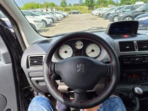 Grey Peugeot Expert 2011 in Klaipeda, with an engine capacity of 2.00 L and mileage of 287 thousand km for 6500 €, photo 29 on AUTOMOTO.COM.LV