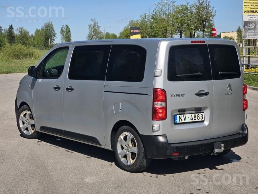 Grey Peugeot Expert 2017 in Aizkraukle, with an engine capacity of 1.60 L and mileage of 285 thousand km for 10500 €, photo 6 on AUTOMOTO.COM.LV