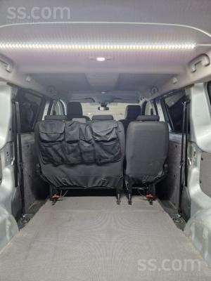 Grey Peugeot Expert 2017 in Aizkraukle, with an engine capacity of 1.60 L and mileage of 292 thousand km for 9300 €, photo 11 on AUTOMOTO.COM.LV
