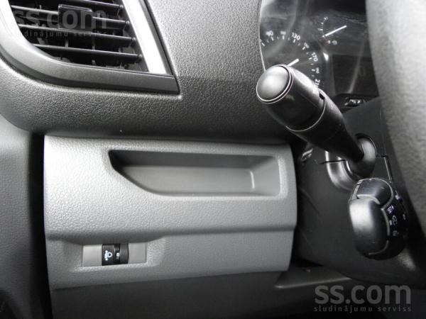 Grey Peugeot Expert 2017 in Valka, with an engine capacity of 2.00 L and mileage of 146 thousand km for 9600 €, photo 11 on AUTOMOTO.COM.LV