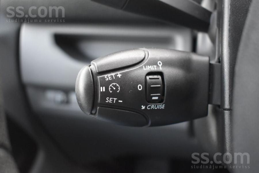 Pelēks Peugeot Expert 2018 Kuldīga, ar dzinēja tilpumu 2.00 L un nobraukumu 0 tūkst. km par 10550 €, foto 17 vietnē AUTOMOTO.COM.LV