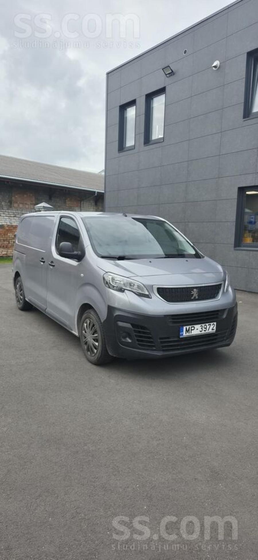 Grey Peugeot Expert 2020 in Riga, with an engine capacity of 1.50 L and mileage of 324 thousand km for 10800 €, photo 3 on AUTOMOTO.COM.LV