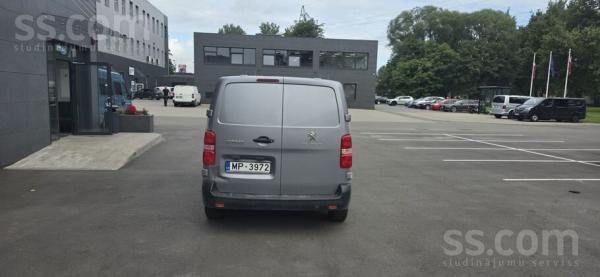 Pelēks Peugeot Expert 2020 Rīga, ar dzinēja tilpumu 1.50 L un nobraukumu 324 tūkst. km par 10800 €, foto 5 vietnē AUTOMOTO.COM.LV