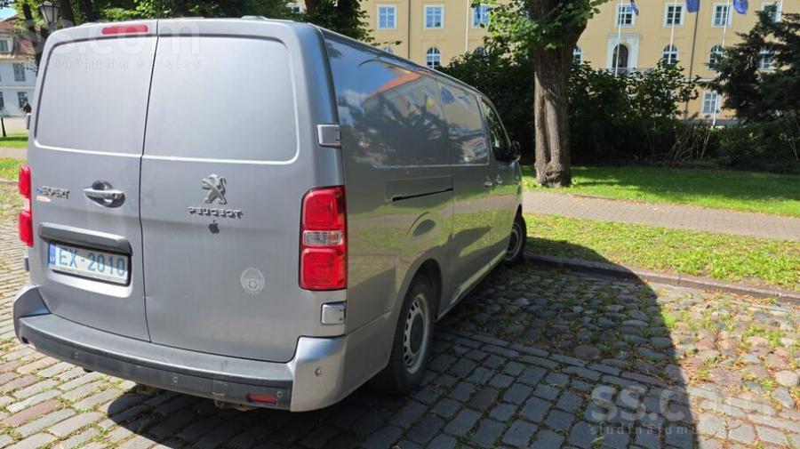 Pelēks Peugeot Expert 2022 Rīga, ar dzinēja tilpumu 0.00 L un nobraukumu 55 tūkst. km par 25000 €, foto 10 vietnē AUTOMOTO.COM.LV