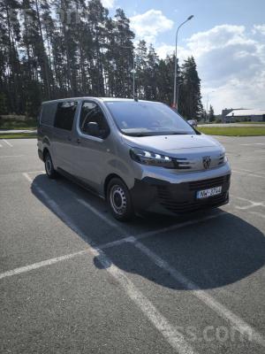 Grey Peugeot Expert 2024 in Riga, with an engine capacity of 2.00 L and mileage of 38 thousand km for 31900 €, photo 3 on AUTOMOTO.COM.LV