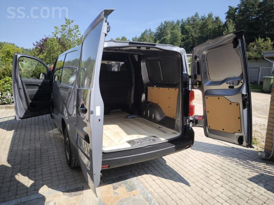 Grey Peugeot Expert 2024 in Riga, with an engine capacity of 2.00 L and mileage of 38 thousand km for 31900 €, photo 7 on AUTOMOTO.COM.LV