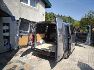 Grey Peugeot Expert 2024 in Riga, with an engine capacity of 2.00 L and mileage of 38 thousand km for 31900 €, photo 8 on AUTOMOTO.COM.LV