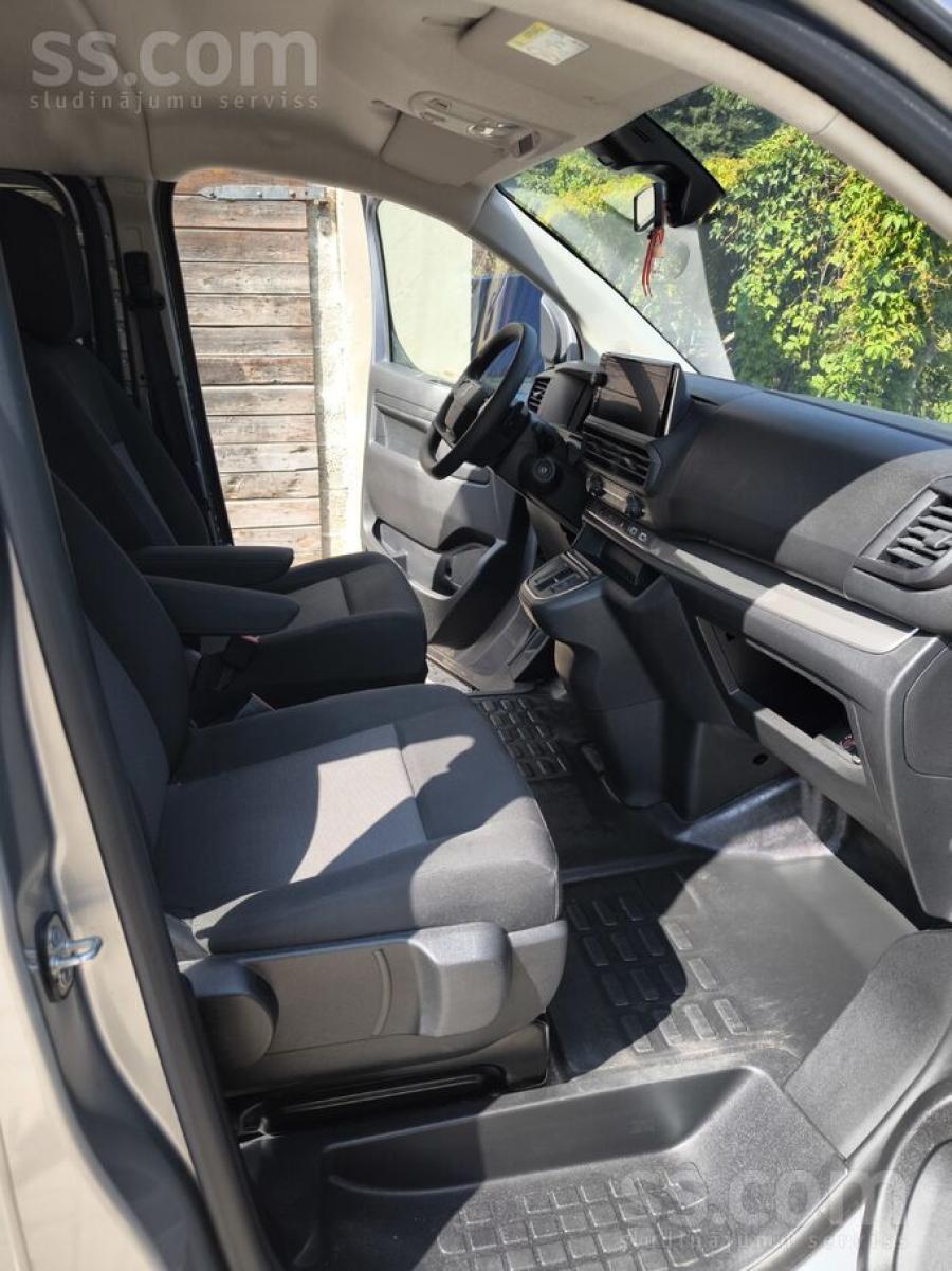 Grey Peugeot Expert 2024 in Riga, with an engine capacity of 2.00 L and mileage of 38 thousand km for 31900 €, photo 11 on AUTOMOTO.COM.LV
