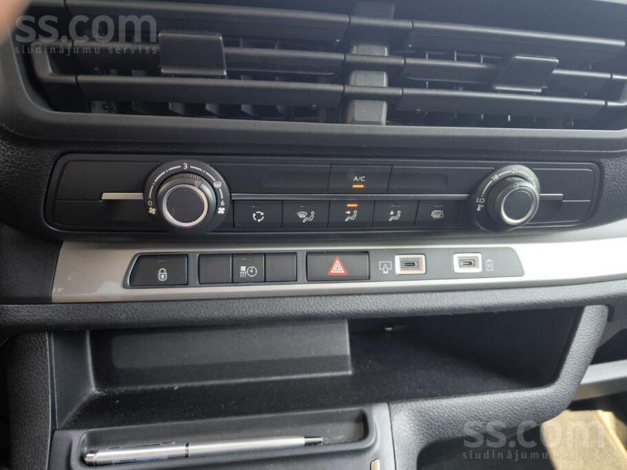 Grey Peugeot Expert 2024 in Riga, with an engine capacity of 2.00 L and mileage of 38 thousand km for 31900 €, photo 18 on AUTOMOTO.COM.LV