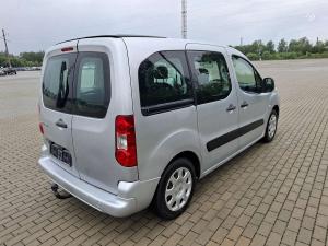 Pelēks Peugeot Expert 2008 Marijampole, ar dzinēja tilpumu 1.60 L un nobraukumu 141 tūkst. km par 2700 €, foto 5 vietnē AUTOMOTO.COM.LV