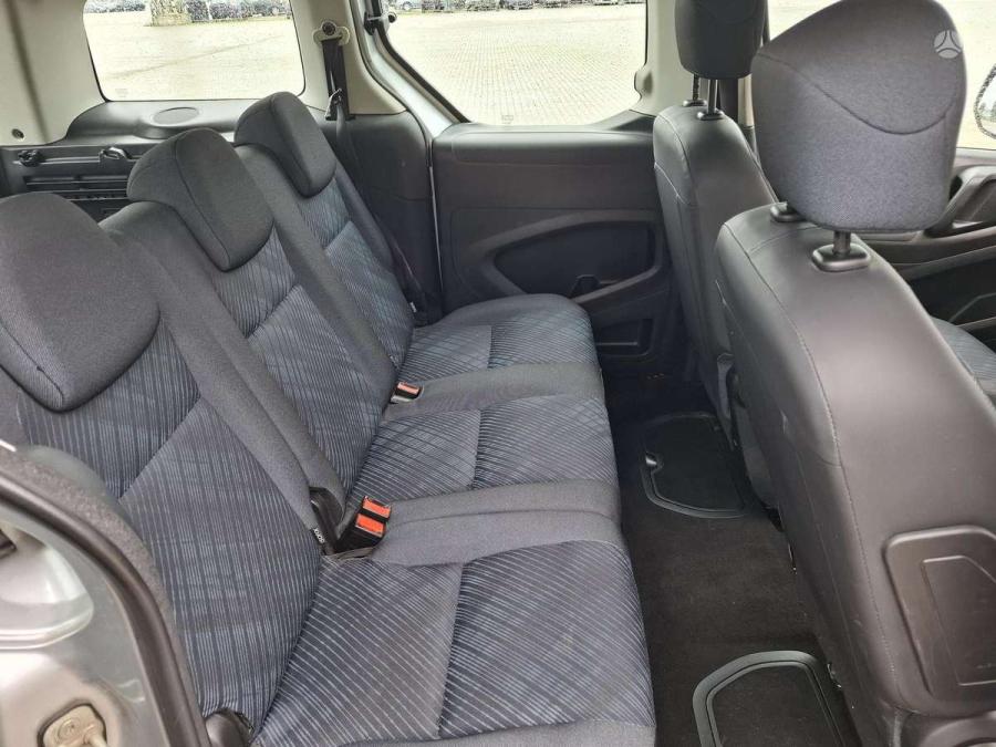 Pelēks Peugeot Expert 2008 Marijampole, ar dzinēja tilpumu 1.60 L un nobraukumu 141 tūkst. km par 2700 €, foto 12 vietnē AUTOMOTO.COM.LV
