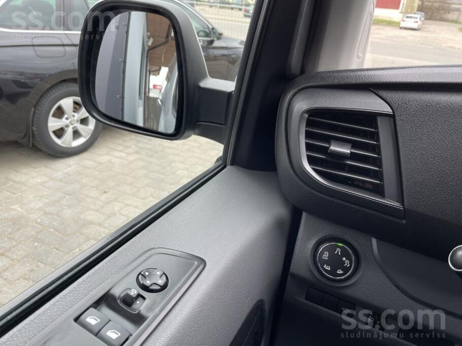Pelēks Peugeot Expert 2017 Talsi, ar dzinēja tilpumu 2.00 L un nobraukumu 303 tūkst. km par 8990 €, foto 13 vietnē AUTOMOTO.COM.LV