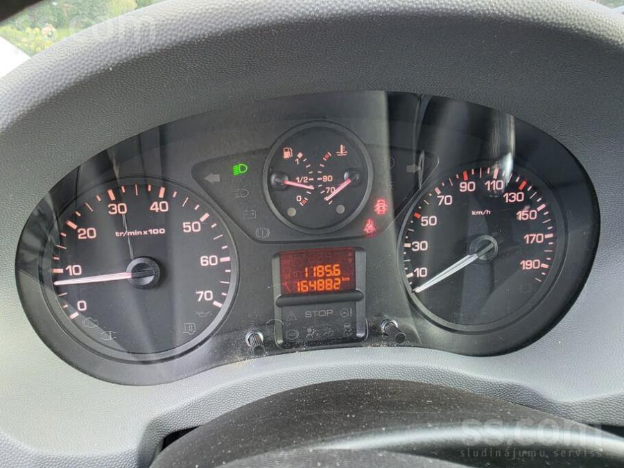 Grey Peugeot Expert 2008 in Limbazi, with an engine capacity of 2.00 L and mileage of 165 thousand km for 5000 €, photo 7 on AUTOMOTO.COM.LV