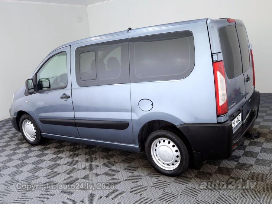 Pelēks Peugeot Expert 2010 Tallina, ar dzinēja tilpumu 2.00 L un nobraukumu 310 tūkst. km par 1499 €, foto 4 vietnē AUTOMOTO.COM.LV