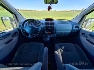 Grey Peugeot Expert 2013 in Tallinn, with an engine capacity of 2.00 L and mileage of 290 thousand km for 7900 €, photo 10 on AUTOMOTO.COM.LV