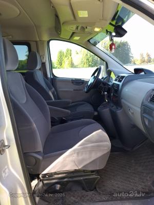 Grey Peugeot Expert 2013 in Tallinn, with an engine capacity of 2.00 L and mileage of 290 thousand km for 7900 €, photo 15 on AUTOMOTO.COM.LV