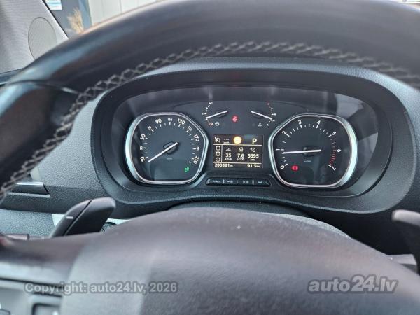 Pelēks Peugeot Expert 2018 Tallina, ar dzinēja tilpumu 2.00 L un nobraukumu 200 tūkst. km par 22000 €, foto 5 vietnē AUTOMOTO.COM.LV