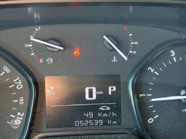 Pelēks Peugeot Expert 2021 Kretinga, ar dzinēja tilpumu 2.00 L un nobraukumu 53 tūkst. km par 22000 €, foto 5 vietnē AUTOMOTO.COM.LV