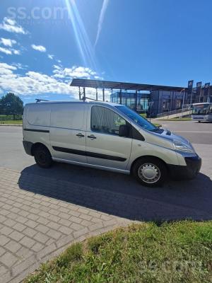 Peugeot Expert 2010 Rīga, ar dzinēja tilpumu 2.00 L un nobraukumu 247 tūkst. km par 2900 €, foto  vietnē AUTOMOTO.COM.LV