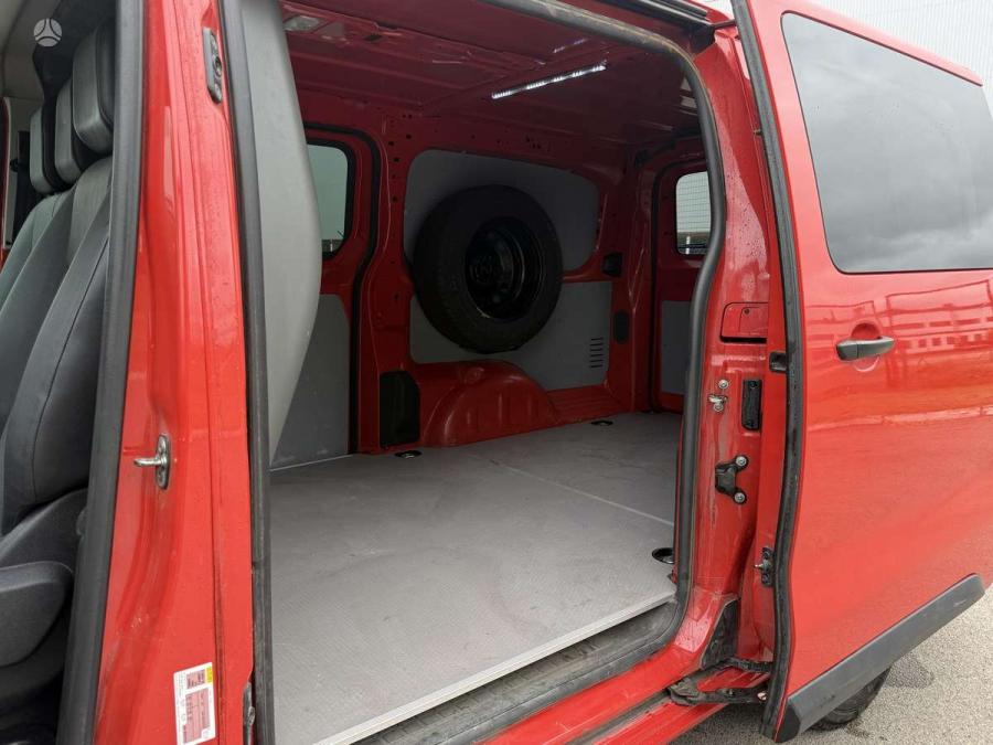Red Peugeot Expert 2021 in Rokiskis, with an engine capacity of 2.00 L and mileage of 208 thousand km for 12800 €, photo 15 on AUTOMOTO.COM.LV