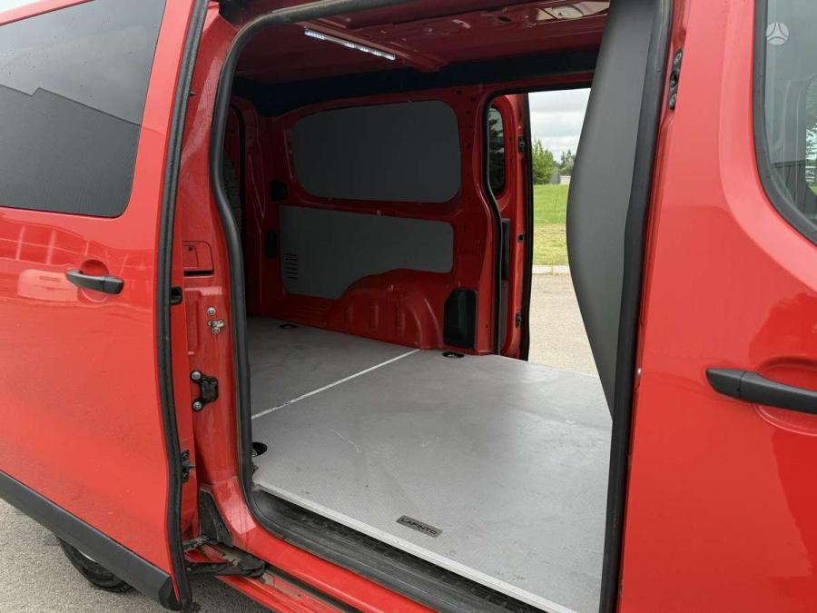Red Peugeot Expert 2021 in Rokiskis, with an engine capacity of 2.00 L and mileage of 208 thousand km for 12800 €, photo 17 on AUTOMOTO.COM.LV
