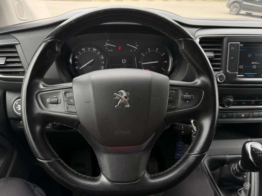 Red Peugeot Expert 2021 in Rokiskis, with an engine capacity of 2.00 L and mileage of 208 thousand km for 12800 €, photo 22 on AUTOMOTO.COM.LV