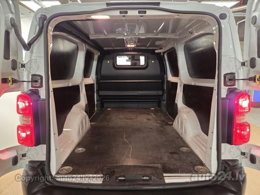 Balts Peugeot Expert 2023 Tallina, ar dzinēja tilpumu 2.00 L un nobraukumu 80 tūkst. km par 21900 €, foto 14 vietnē AUTOMOTO.COM.LV