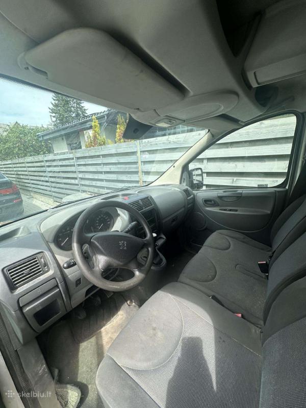 White Peugeot Expert 2007 in Kaunas, with an engine capacity of 1.60 L and mileage of 225 thousand km for 500 €, photo 3 on AUTOMOTO.COM.LV