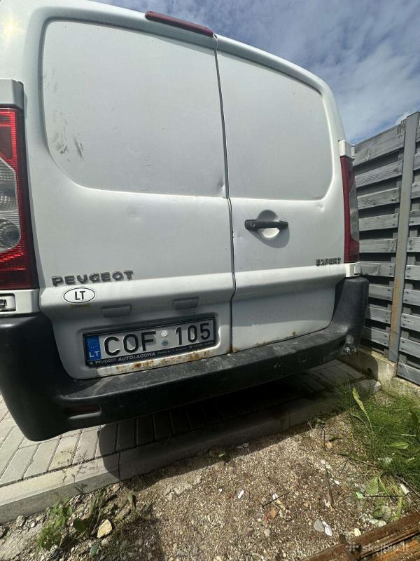 White Peugeot Expert 2007 in Kaunas, with an engine capacity of 1.60 L and mileage of 225 thousand km for 500 €, photo 5 on AUTOMOTO.COM.LV