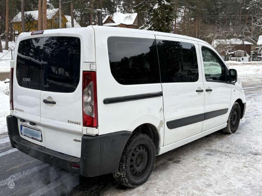 White Peugeot Expert 2009 in Kaunas, with an engine capacity of 0.00 L and mileage of 458 thousand km for 1500 €, photo 4 on AUTOMOTO.COM.LV