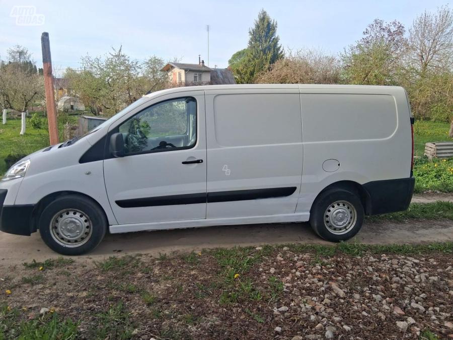 Balts Peugeot Expert 2012 Telšiai, ar dzinēja tilpumu 2.00 L un nobraukumu 350 tūkst. km par 2200 €, foto 5 vietnē AUTOMOTO.COM.LV