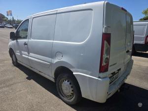 White Peugeot Expert 2014 in Marijampole, with an engine capacity of 0.00 L and mileage of 229 thousand km for 2850 €, photo 5 on AUTOMOTO.COM.LV