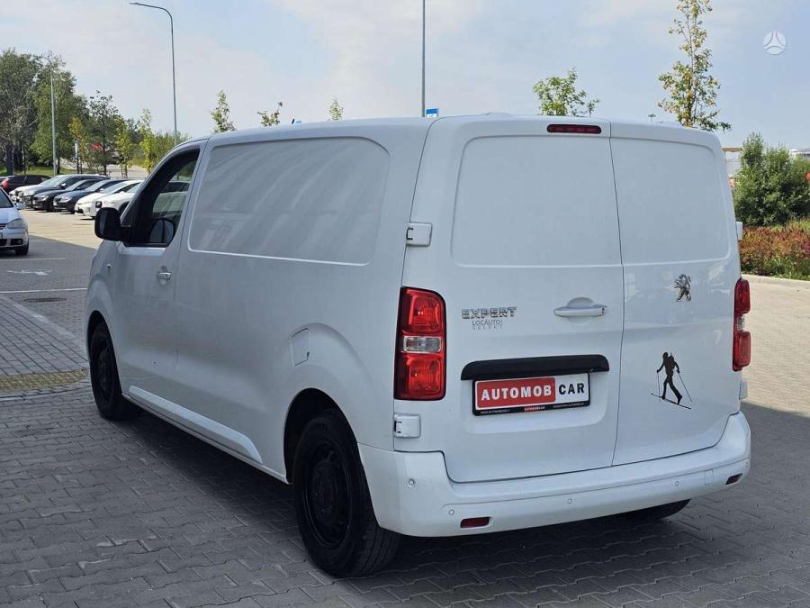 White Peugeot Expert 2016 in Vilnius, with an engine capacity of 0.00 L and mileage of 162 thousand km for 8350 €, photo 7 on AUTOMOTO.COM.LV