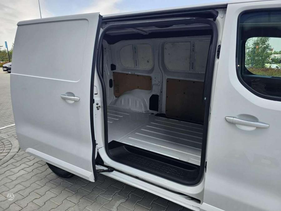 White Peugeot Expert 2016 in Vilnius, with an engine capacity of 0.00 L and mileage of 162 thousand km for 8350 €, photo 15 on AUTOMOTO.COM.LV