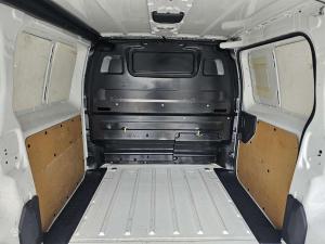 White Peugeot Expert 2016 in Vilnius, with an engine capacity of 0.00 L and mileage of 162 thousand km for 8350 €, photo 16 on AUTOMOTO.COM.LV
