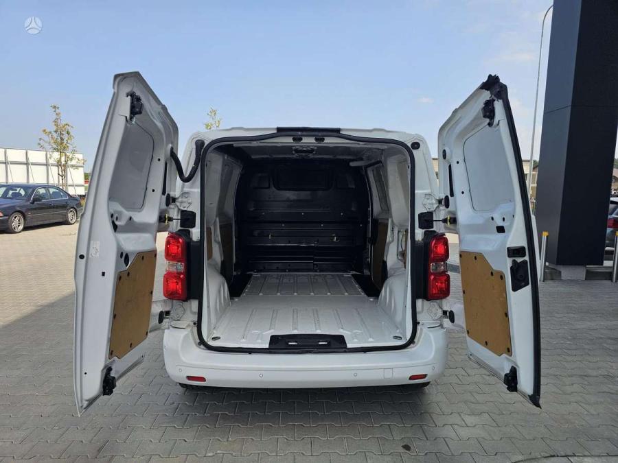 White Peugeot Expert 2016 in Vilnius, with an engine capacity of 0.00 L and mileage of 162 thousand km for 8350 €, photo 22 on AUTOMOTO.COM.LV