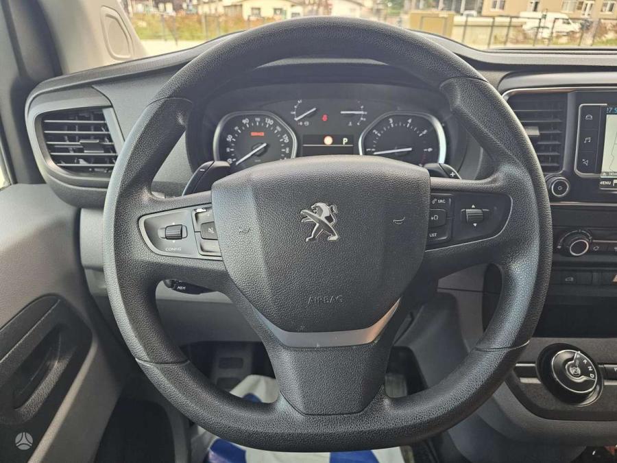 White Peugeot Expert 2016 in Vilnius, with an engine capacity of 0.00 L and mileage of 162 thousand km for 8350 €, photo 32 on AUTOMOTO.COM.LV