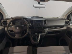 White Peugeot Expert 2016 in Kaunas, with an engine capacity of 1.60 L and mileage of 204 thousand km for 9599 €, photo 22 on AUTOMOTO.COM.LV