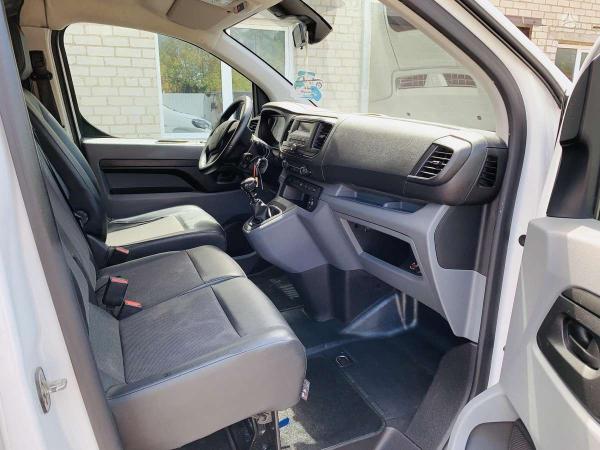 Balts Peugeot Expert 2019 Tauragė, ar dzinēja tilpumu 1.50 L un nobraukumu 167 tūkst. km par 6500 €, foto 5 vietnē AUTOMOTO.COM.LV