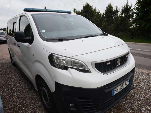 White Peugeot Expert 2019 in Taurage, with an engine capacity of 2.00 L and mileage of 346 thousand km for 7500 €, photo 1 on AUTOMOTO.COM.LV