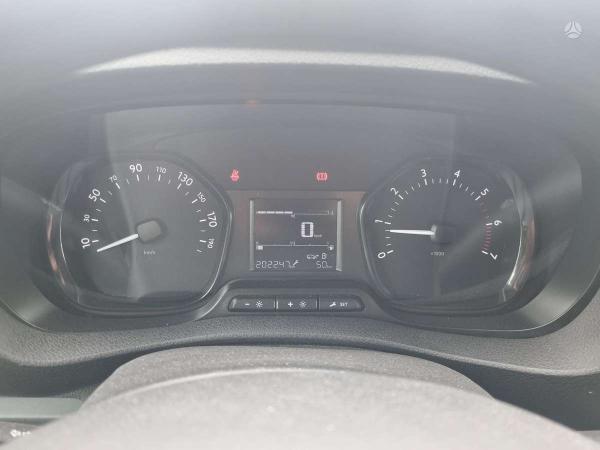 Balts Peugeot Expert 2019 Tauragė, ar dzinēja tilpumu 1.56 L un nobraukumu 202 tūkst. km par 7300 €, foto 10 vietnē AUTOMOTO.COM.LV