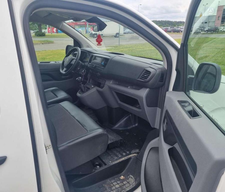 White Peugeot Expert 2019 in Taurage, with an engine capacity of 1.56 L and mileage of 202 thousand km for 7300 €, photo 12 on AUTOMOTO.COM.LV