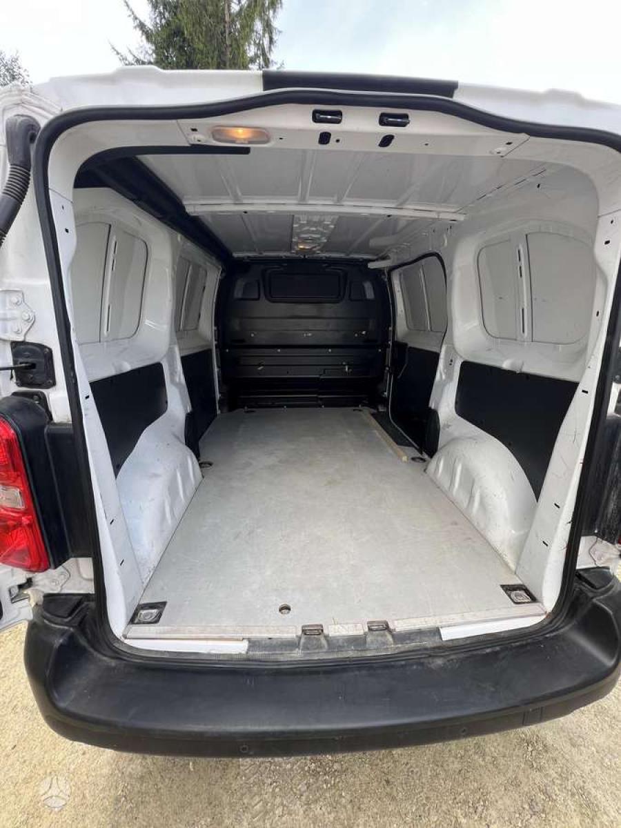 Balts Peugeot Expert 2020 Mažeikiai, ar dzinēja tilpumu 1.50 L un nobraukumu 153 tūkst. km par 8900 €, foto 19 vietnē AUTOMOTO.COM.LV