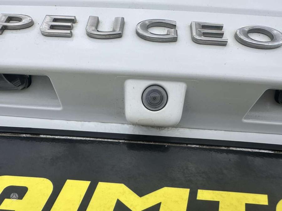 White Peugeot Expert 2020 in Telschi, with an engine capacity of 2.00 L and mileage of 117 thousand km for 6900 €, photo 7 on AUTOMOTO.COM.LV