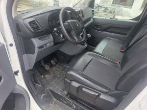 White Peugeot Expert 2021 in Taurage, with an engine capacity of 2.00 L and mileage of 134 thousand km for 9300 €, photo 12 on AUTOMOTO.COM.LV