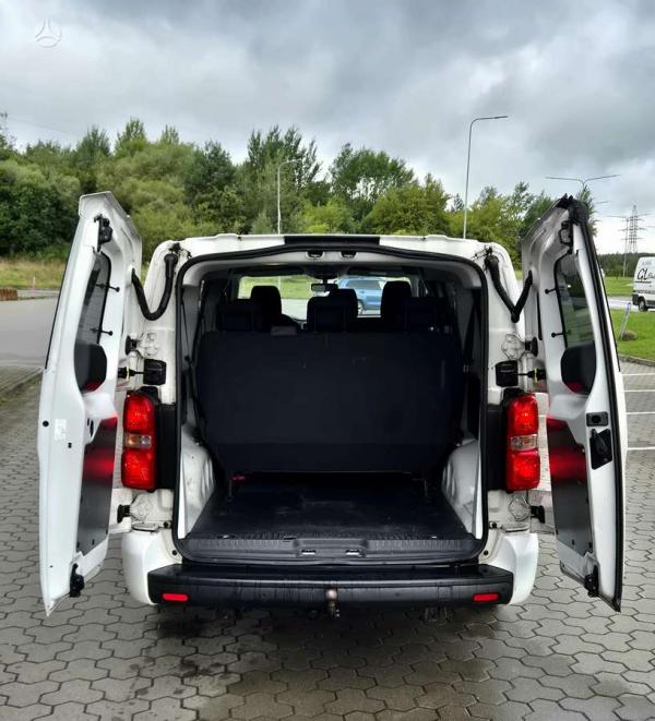 White Peugeot Expert 2021 in Vilnius, with an engine capacity of 1.50 L and mileage of 231 thousand km for 15000 €, photo 9 on AUTOMOTO.COM.LV